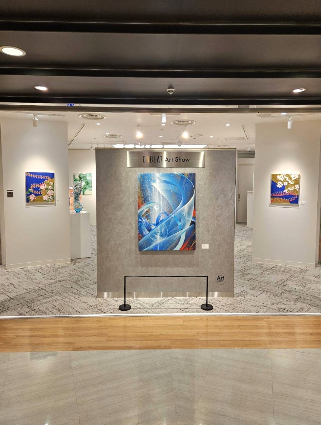 【ONBEAT Art Show】『ONBEAT vol.22』巡回展が阪急メンズ大阪からスタート！（5/17-5/26） | バイリンガル美術情報誌『ONBEAT』